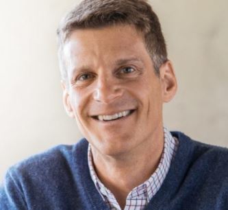 Podcast 898: You Can Change Other People with Peter Bregman and Howie ...